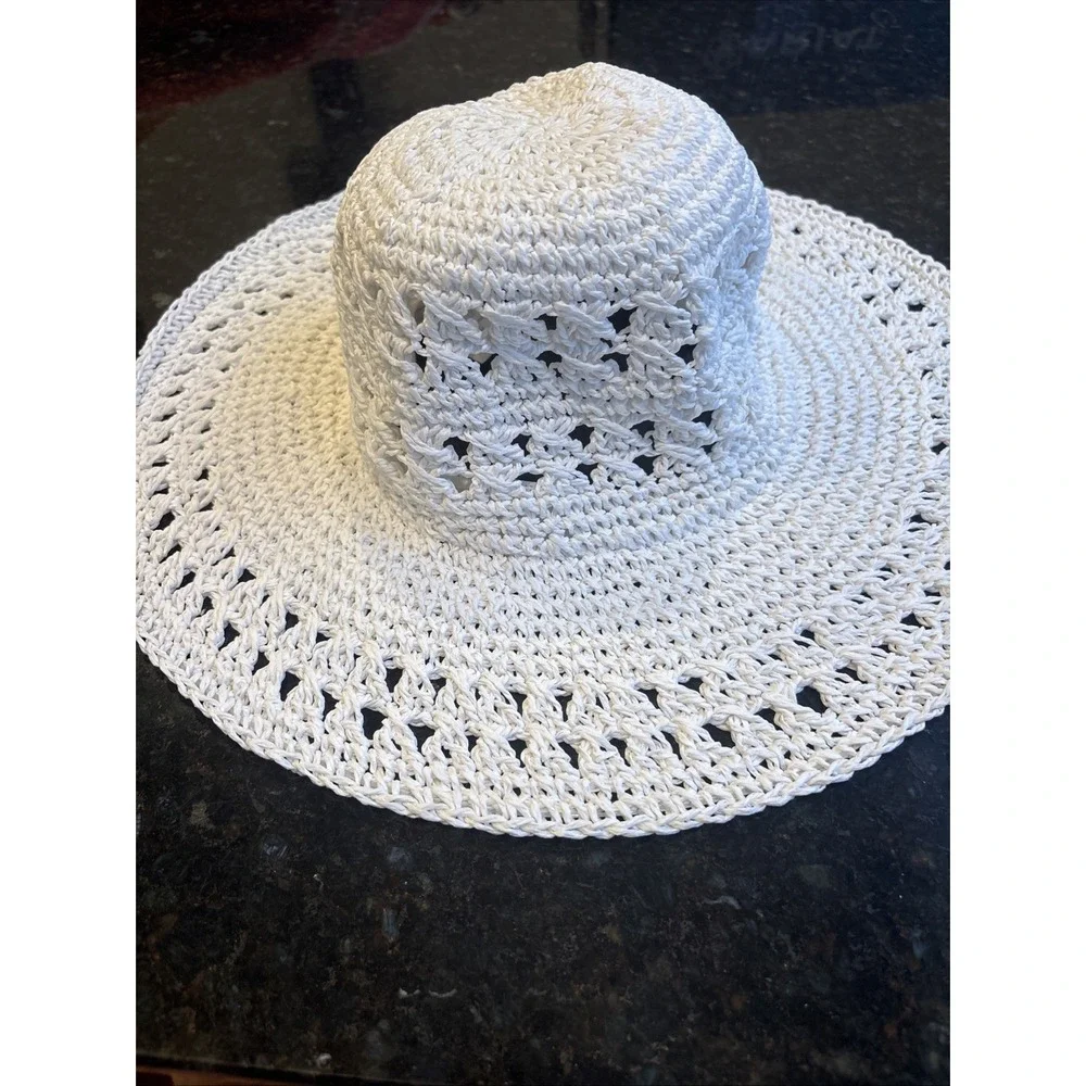 Time and Tru | Accessories | Time And Tru Womens White Floppy Sun Beach ...